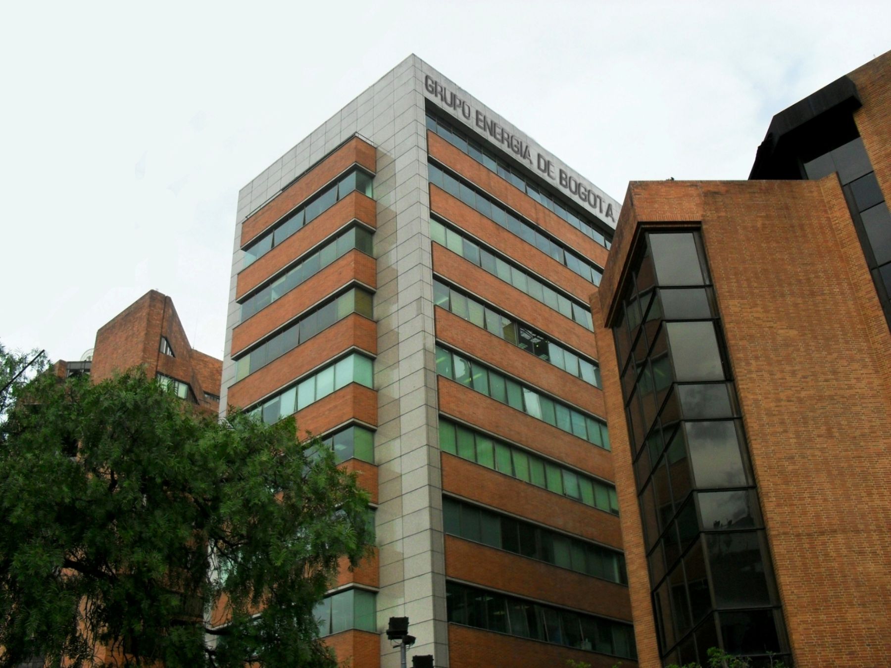 FACHADA GEB 1 - Guía del Gas